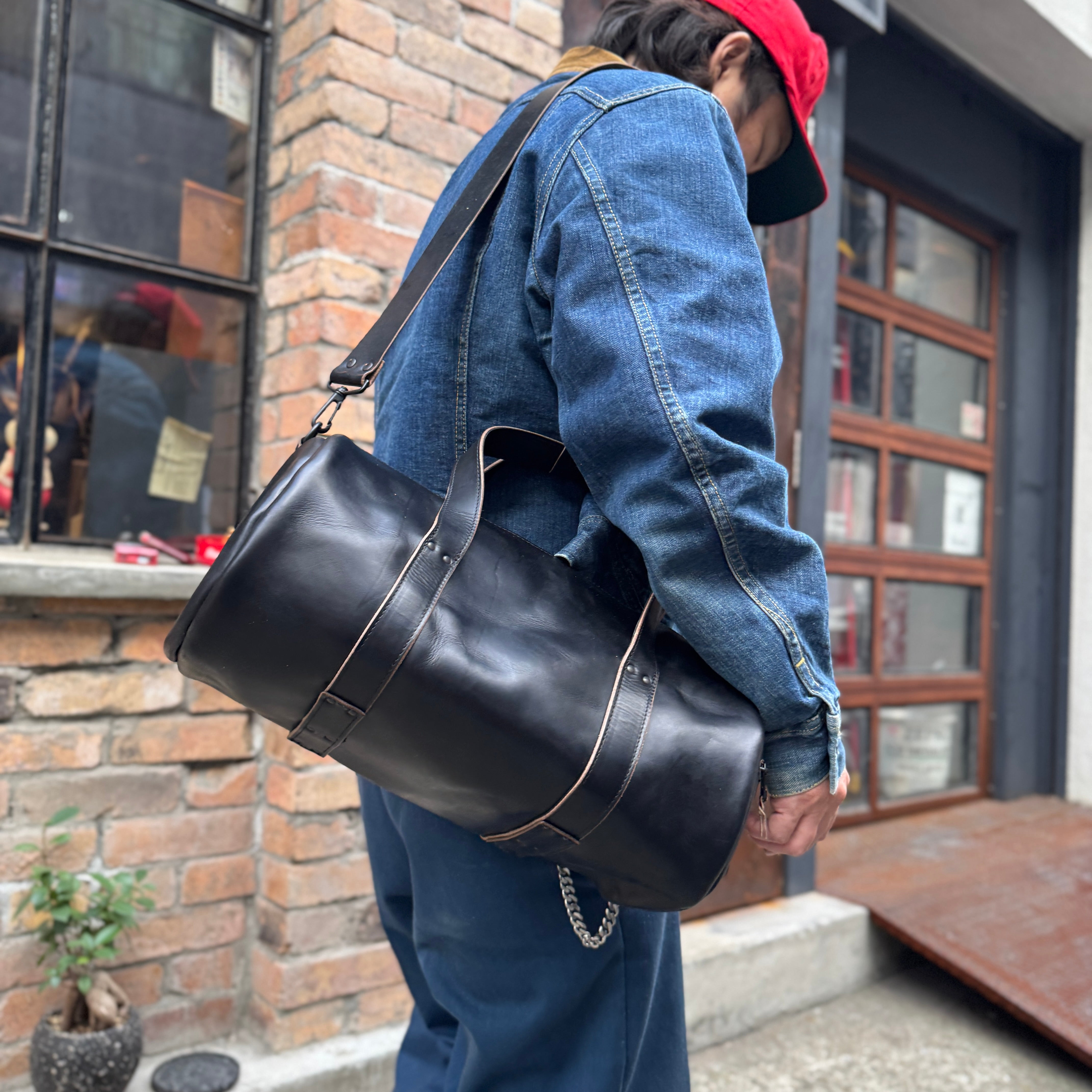 Daffle bag | BUTCHER CUSTOM LEATHER WORKS.
